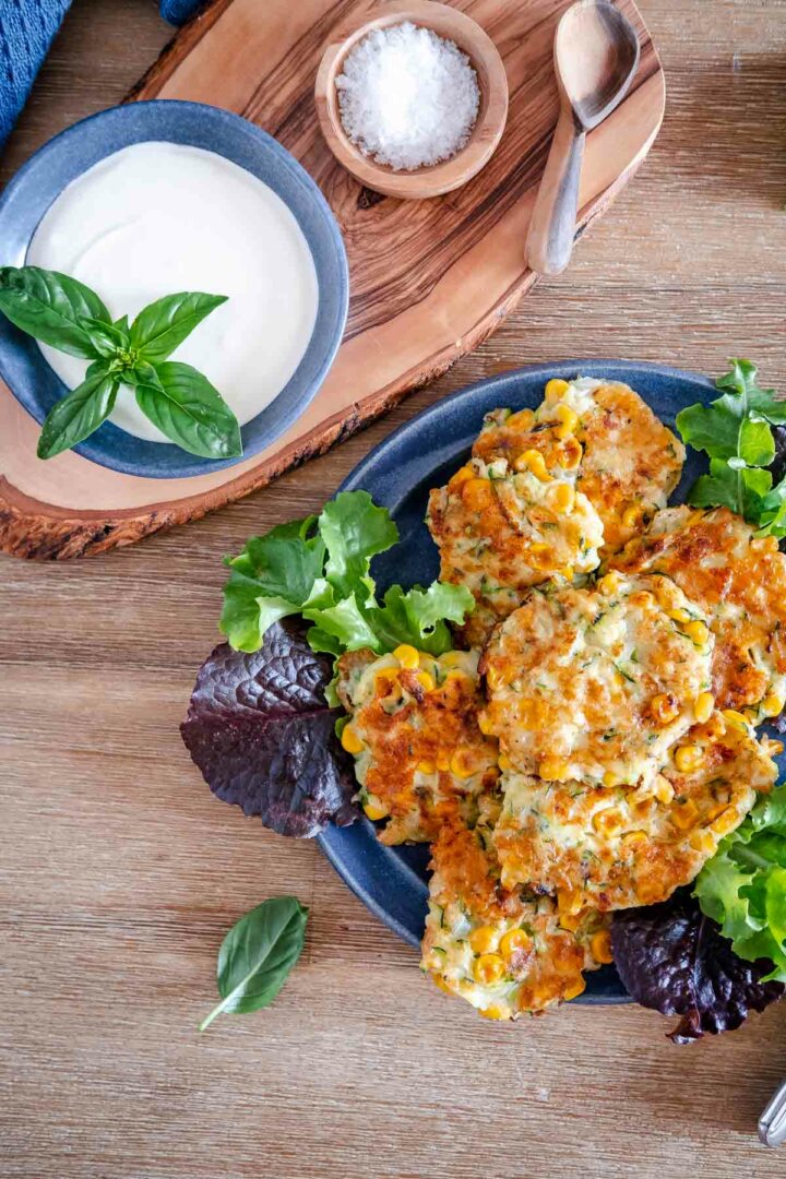 Zucchini-Mais-Puffer mit Käse - Schnelle & einfache Rezepte